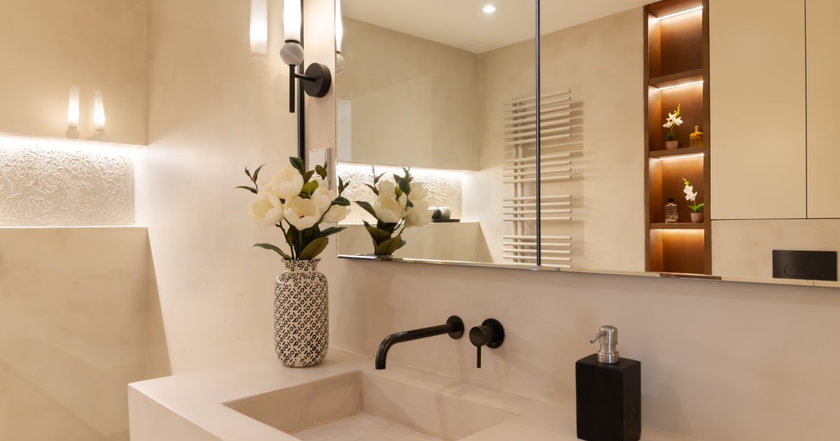 Un baño contemporáneo donde el microcemento es el protagonista | DOCRYS ...