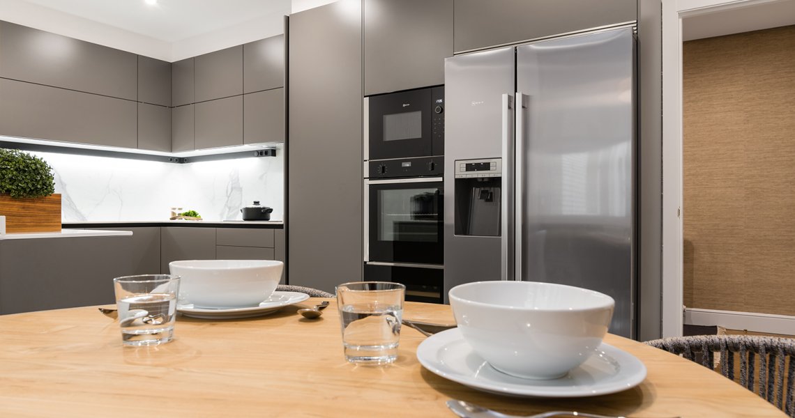 Cocina Moderna de Santos en color Gris Visón | Docrys & DC